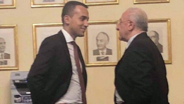 De Luca: Di Maio è un coniglio e Saviano un camorrologo